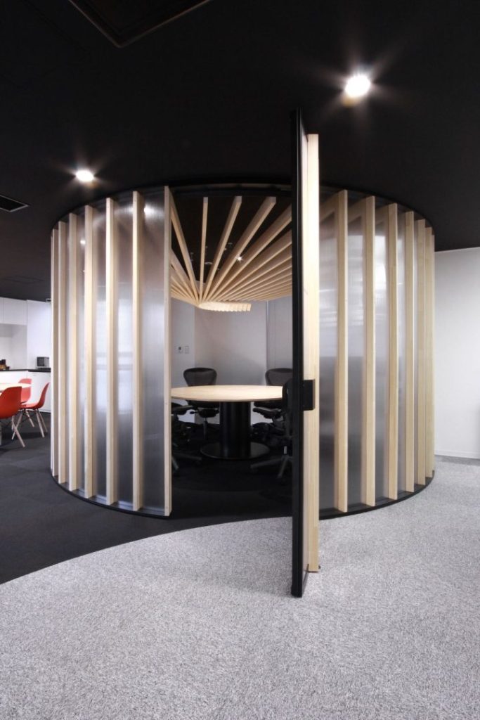 Inspiring Workplace Assembly Rooms Reveal Their Playful Designs ...